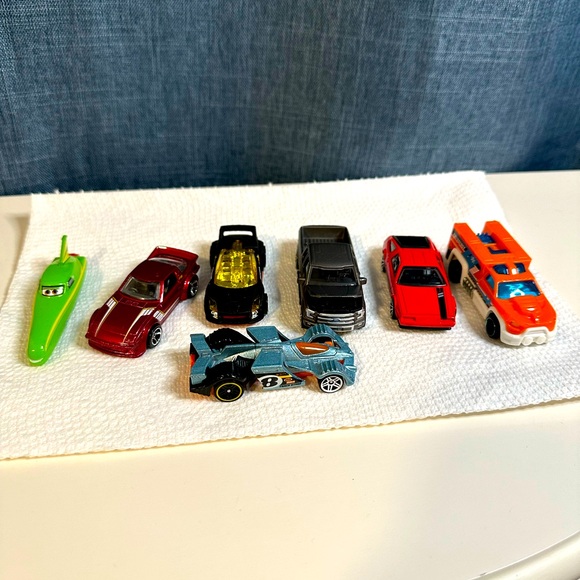 Mattel | Toys | Hot Wheels Mattel Lot Of 7 Cars Collectors | Poshmark